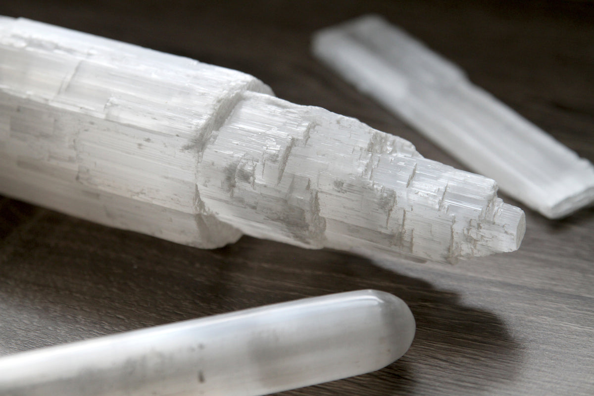 Selenite Stone: History, Formation, & Metaphysical Properties – Crystal ...